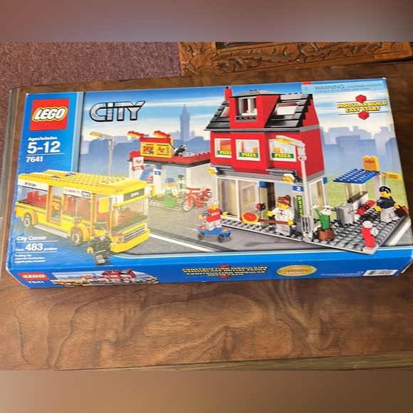 Lego | Toys | New Lego City Corner Set 764 Retired Released 209 Sealed ...